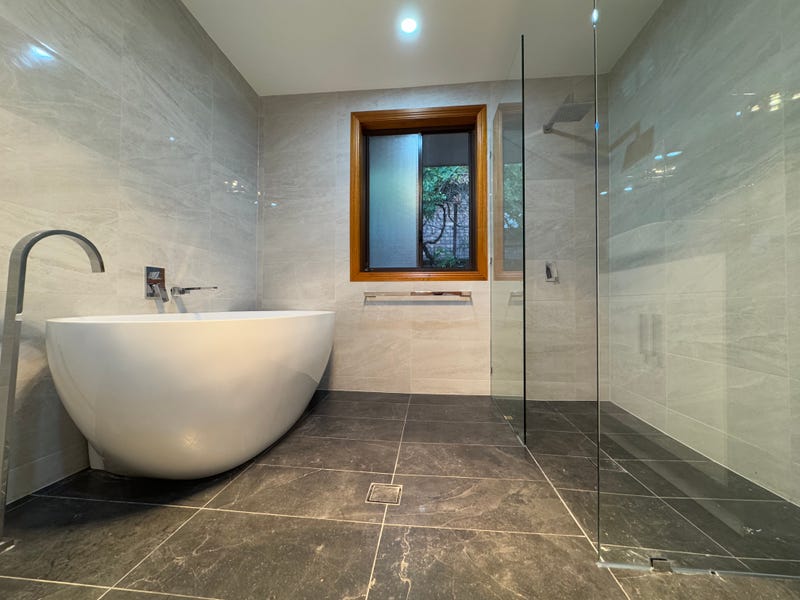 Rental Properties and Real Estate in Adelaide, SA 5000 (+2 locations ...