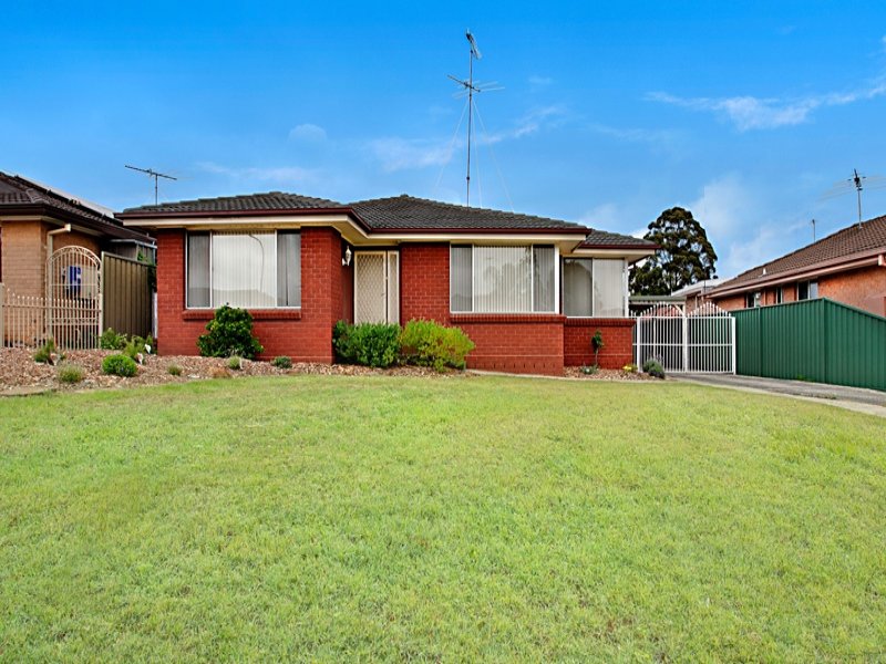 15 Talbragar Street, Ruse, NSW 2560 - Property Details