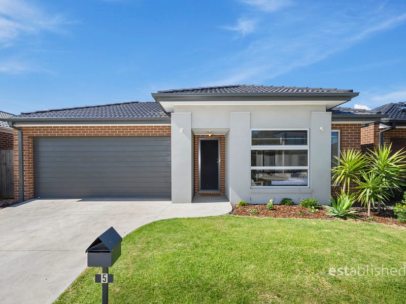 5 Walgett Street, Point Cook, VIC 3030 - realestate.com.au
