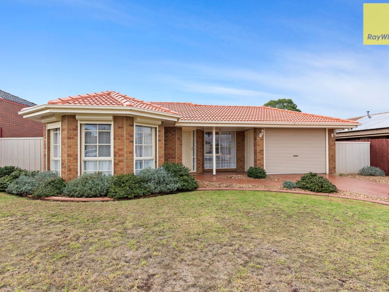 Sold Property Prices & Auction Results in 80 Kirkton Dr, Kurunjang, VIC ...