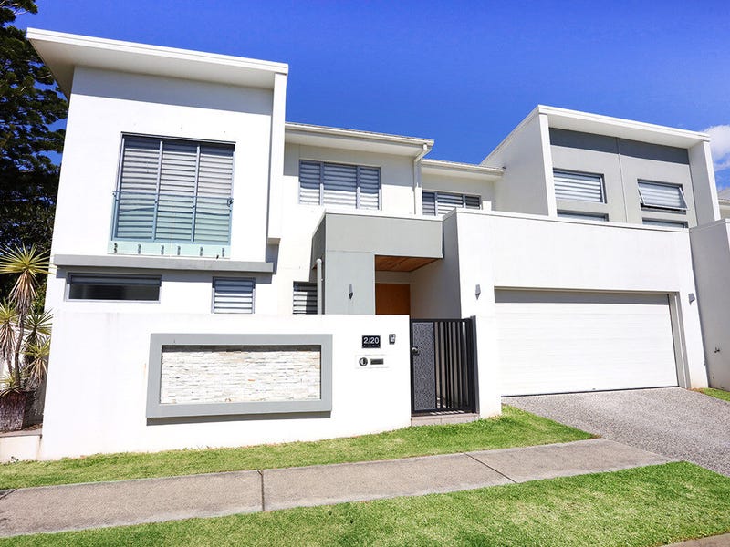 2/20 Nevenia Street, Labrador, QLD 4215 - realestate.com.au