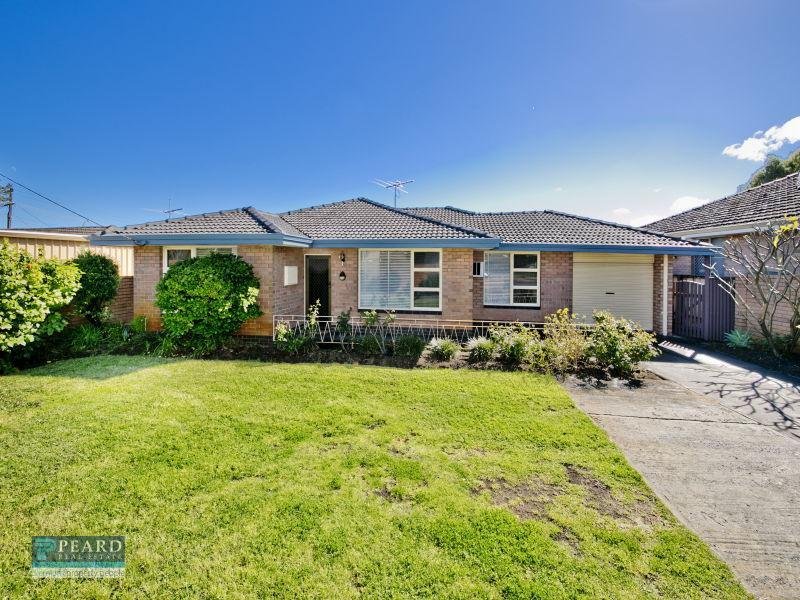 16 Jon Sanders Drive, Glendalough, WA 6016 - Property Details