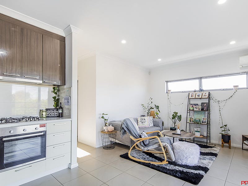 7/429 Flinders Street, Nollamara, WA 6061 - Property Details
