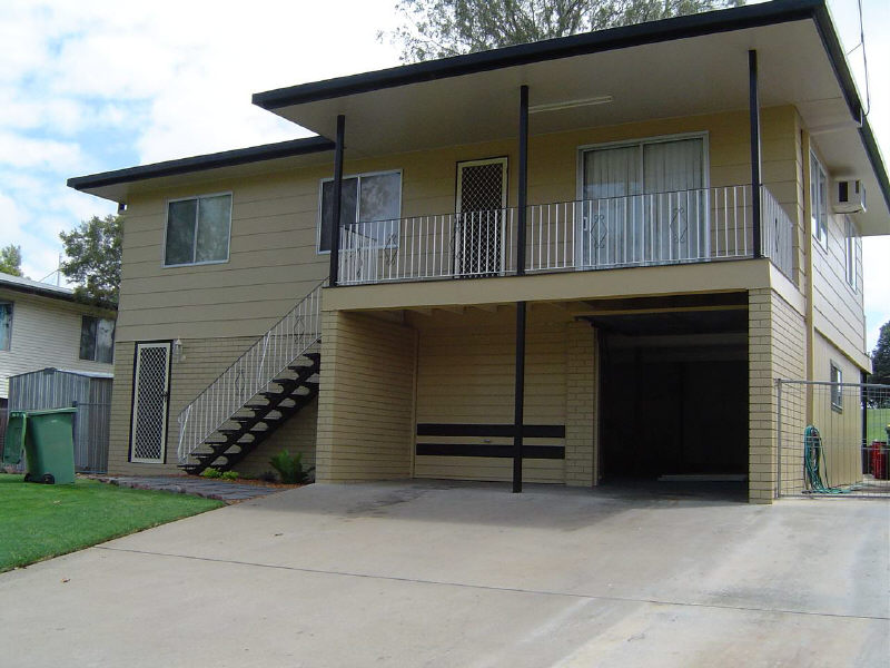 8 Reif Street, Flinders View, QLD 4305 - realestate.com.au