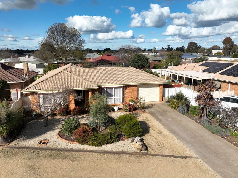 44 Russell Street, Numurkah, Vic 3636 - Property Details