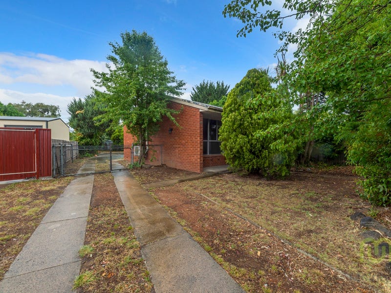 7 Wardell Place, Kambah, ACT 2902 - Property Details