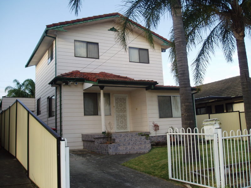 6 Warialda Street, Merrylands West, NSW 2160 - realestate.com.au