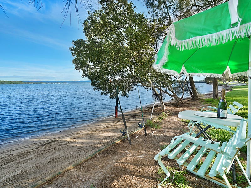 8 Sunset Parade, Chain Valley Bay, NSW 2259 - realestate.com.au