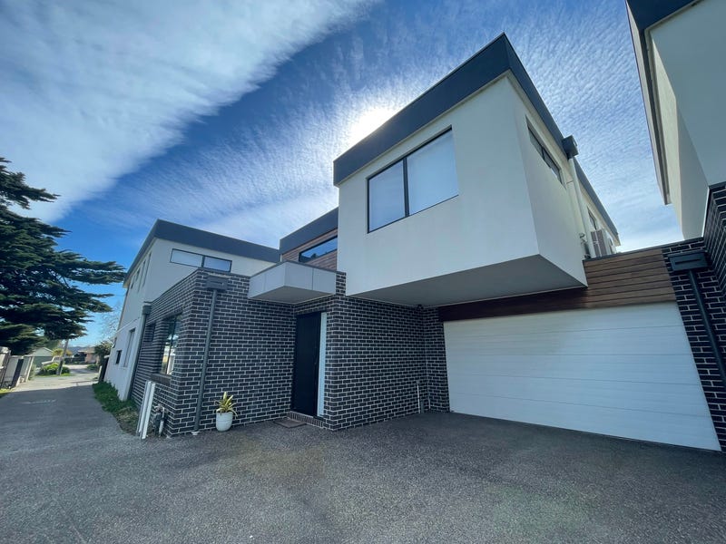 2/9 Weeroona Street, Rye, VIC 3941 - realestate.com.au