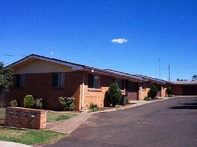 90 James Street, South Toowoomba, QLD 4350 - realestate.com.au