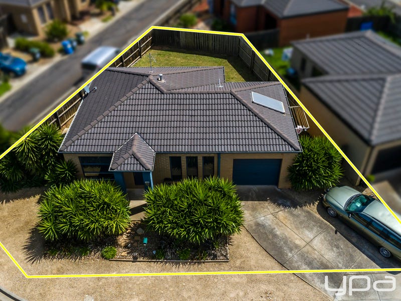 18/20-22 Roslyn Park Drive, Harkness, VIC 3337 - realestate.com.au
