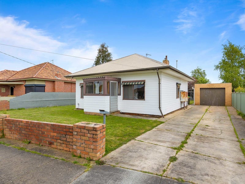 32 Kent Street, Sebastopol, Vic 3356 - Property Details