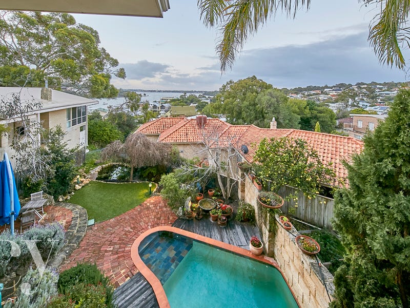 1C Lee Place, Bicton, WA 6157 - Property Details