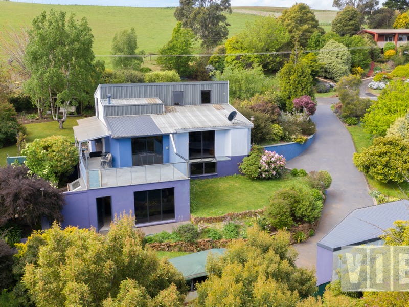 2 Highfield Road, Ambleside, Tas 7310 - Property Details