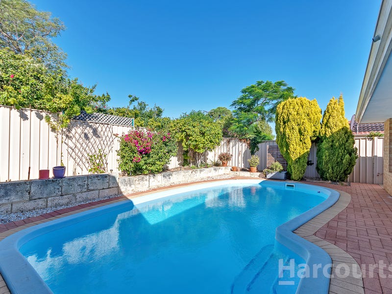 4 Regency Court, Currambine, WA 6028 - Property Details