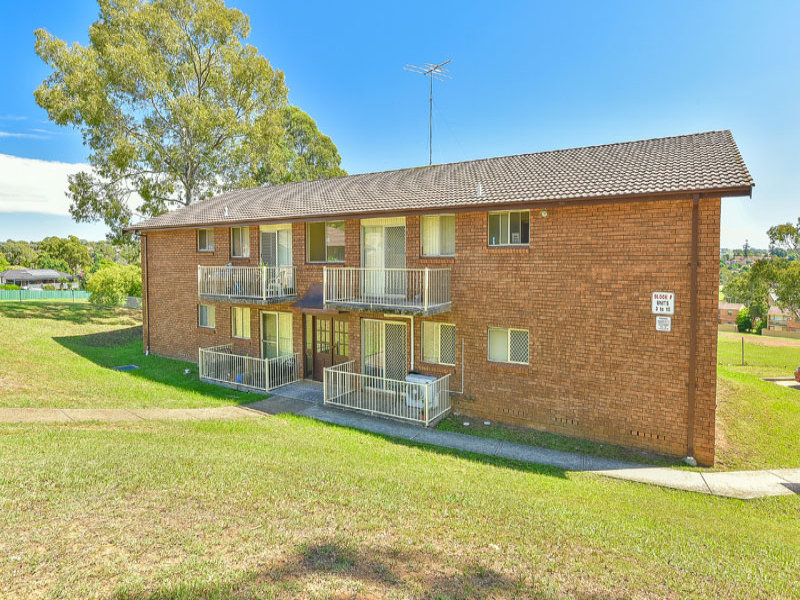 8/3 Lavinia Pace, Ambarvale, NSW 2560 - Property Details