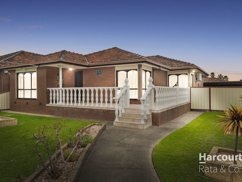 57 Pinewood Drive, Thomastown, Vic 3074 - Property Details