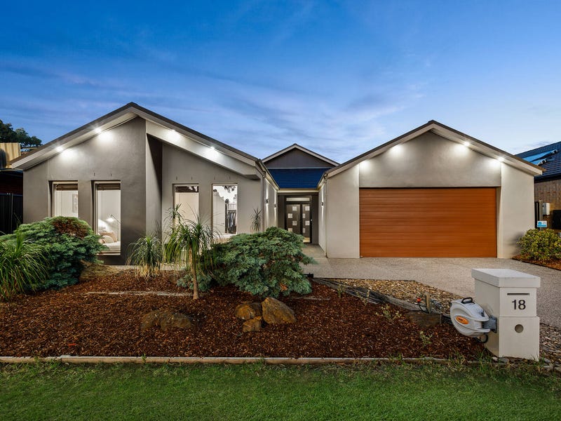 18 Longview Road, Keysborough, VIC 3173 - realestate.com.au