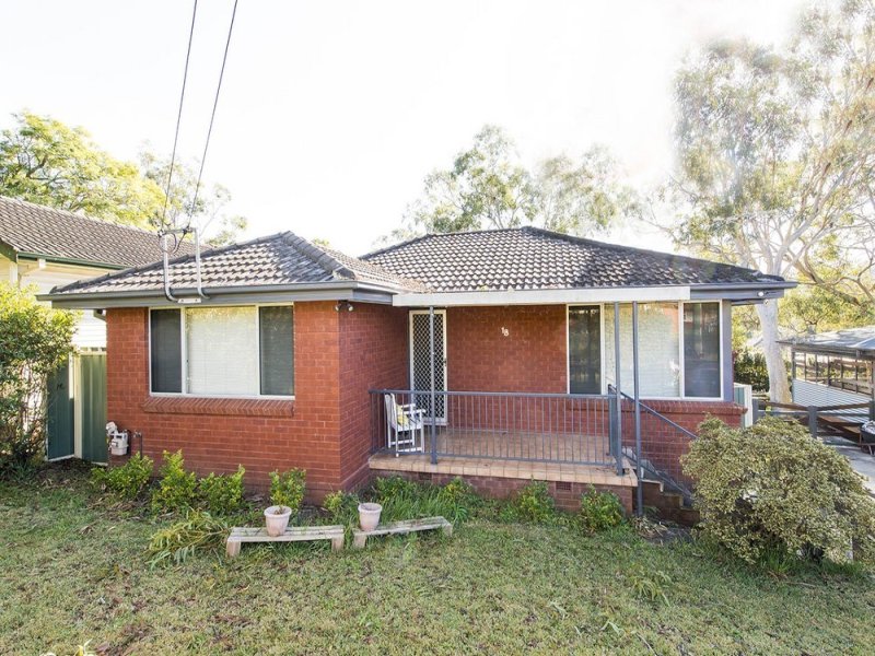 18 Cathy Street, Blaxland, NSW 2774 - Property Details
