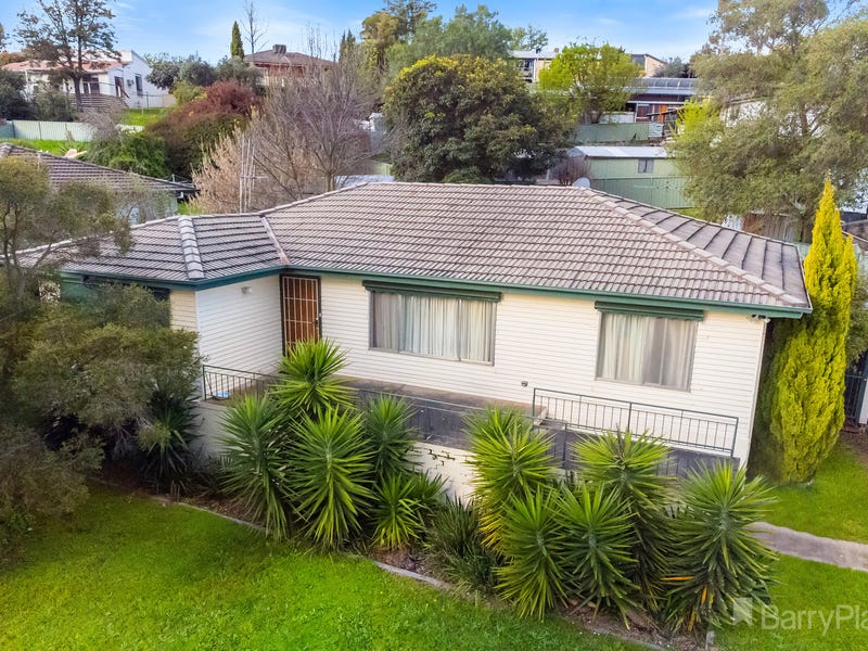 62 Maple Street, Golden Square, VIC 3555 - realestate.com.au