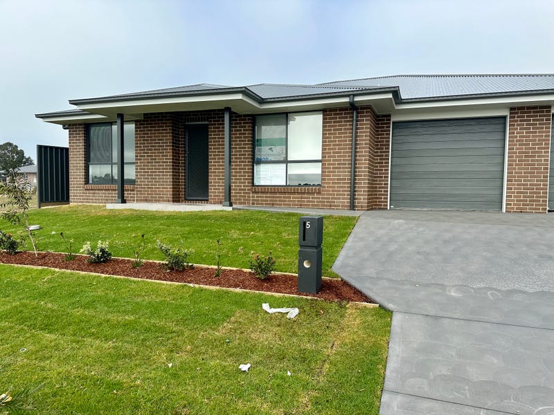 5 Stringer Avenue, Gillieston Heights, NSW 2321 - realestate.com.au