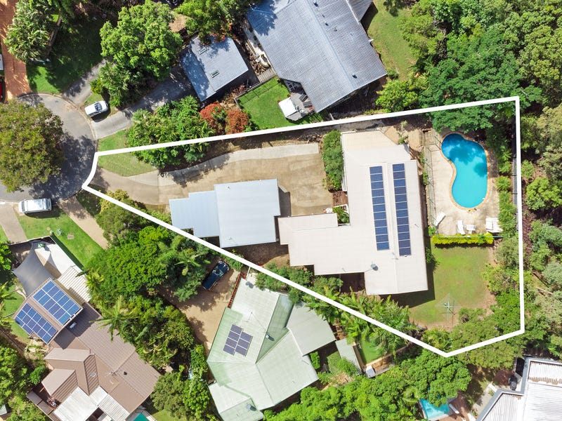 9 Sefton Place, Robina, Qld 4226 - Property Details