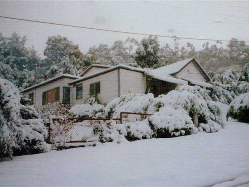 38 Bartlett St, Batlow, NSW 2730 - Property Details