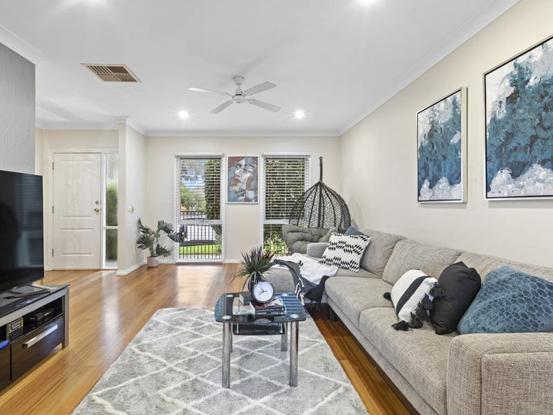 37 Friendship Square, Cheltenham, Vic 3192 - Property Details