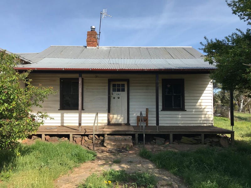 32 Wolfe Street, Nimmitabel, NSW 2631 - Property Details