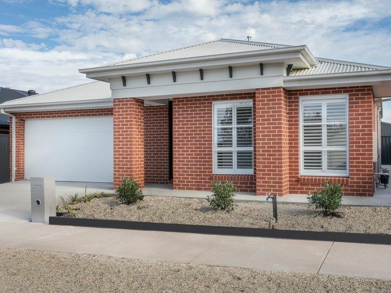 4A James Street, Strathdale, VIC 3550 - realestate.com.au