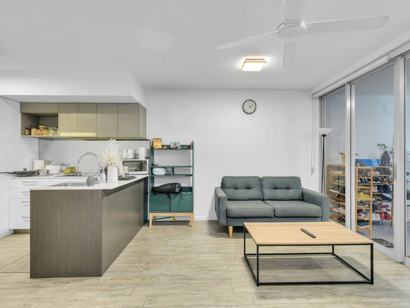 25/17 Carl Street, Woolloongabba, Qld 4102 - Property Details