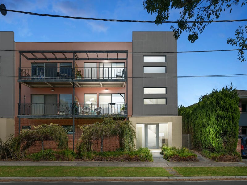 11/5 Churchill Street, Ringwood, Vic 3134 - Property Details