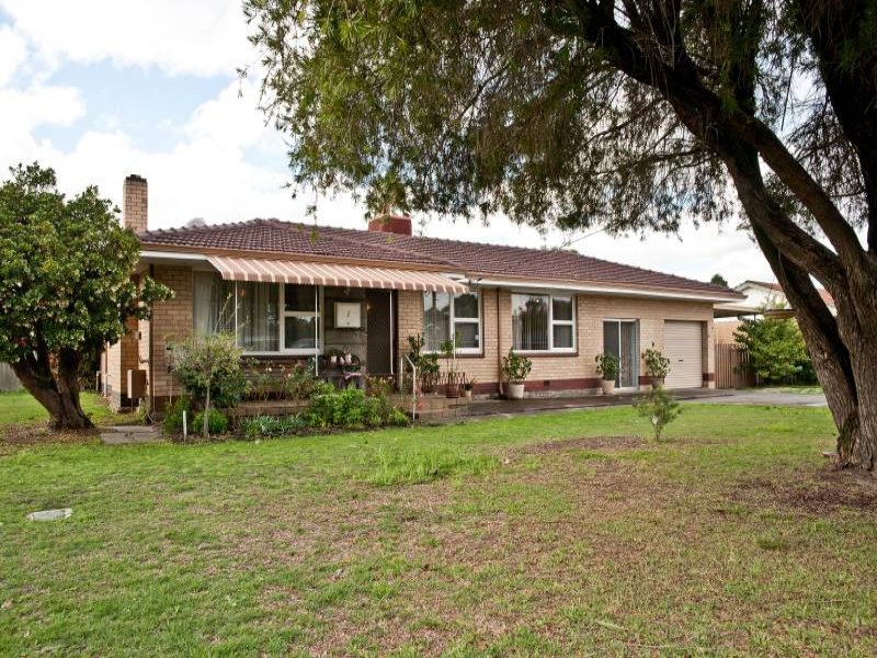 1 Wendron Street, Cloverdale, WA 6105 - realestate.com.au