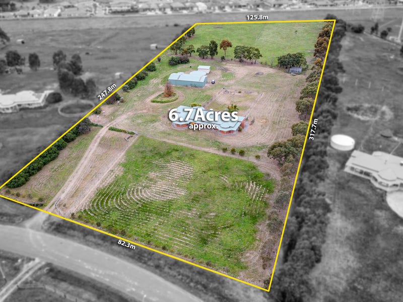 70 Callaway Drive, Mickleham, Vic 3064 - Property Details