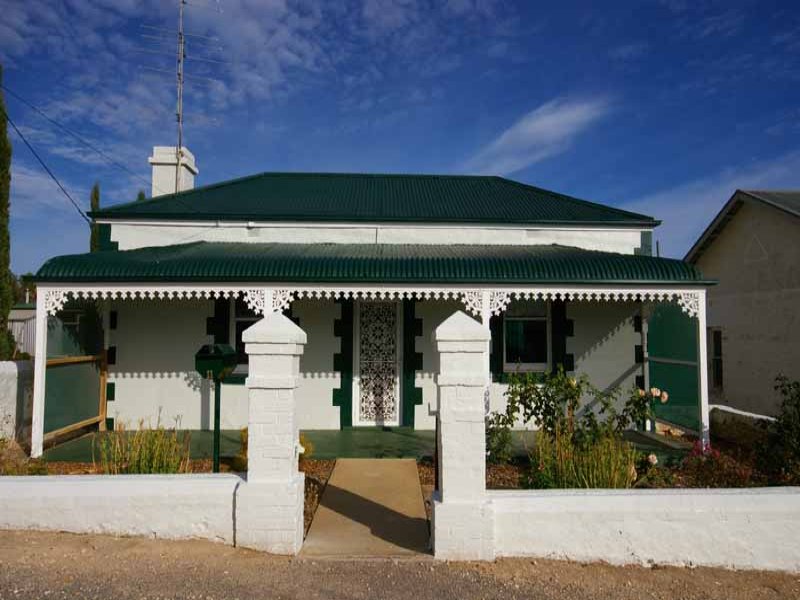 11 First Street, Minlaton, SA 5575 - Property Details