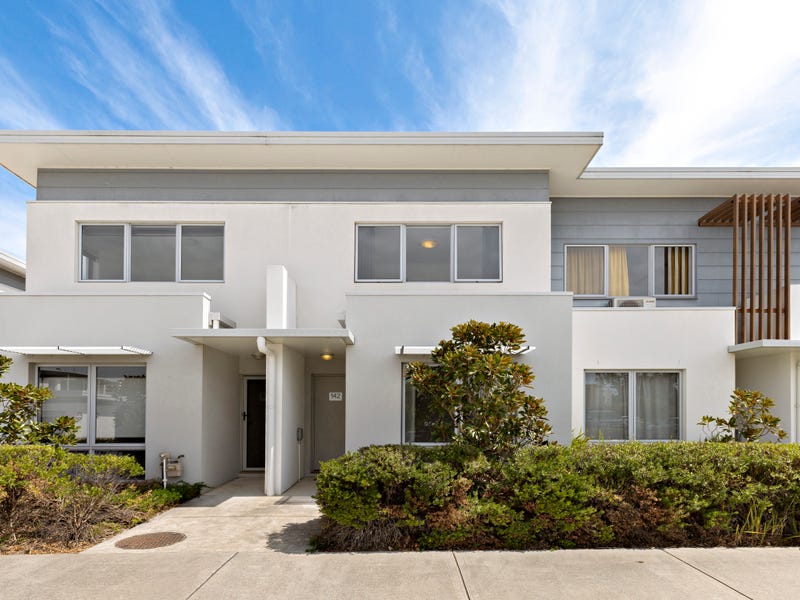 142/142 Mapleton Avenue, Harrison, ACT 2914 - Property Details