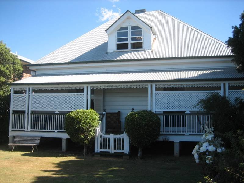 179 Brighton Road, Sandgate, Qld 4017 - Property Details