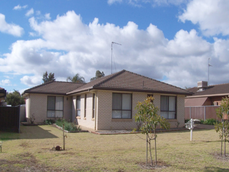 12 Hopkins Parade, Dubbo, NSW 2830 - Property Details