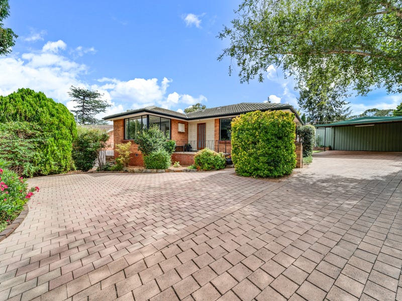 16-selwyn-street-hackett-act-2602-property-details
