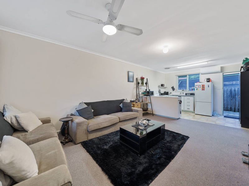 3/8 Nicholson Street, Ringwood East, VIC 3135 - realestate.com.au