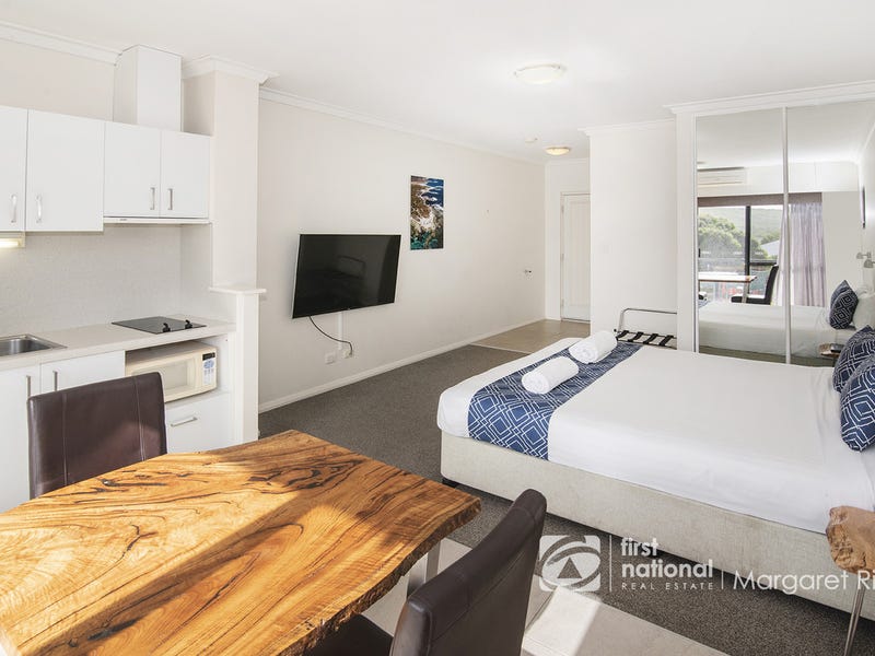 43/1 Resort Place, Gnarabup, WA 6285 - Property Details