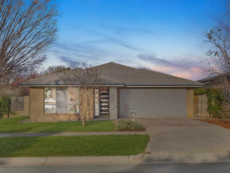 30 Patrick White Circuit, Franklin, ACT 2913 - Property Details
