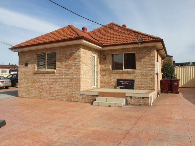 13 Manning Street, Warwick Farm, NSW 2170 - realestate.com.au
