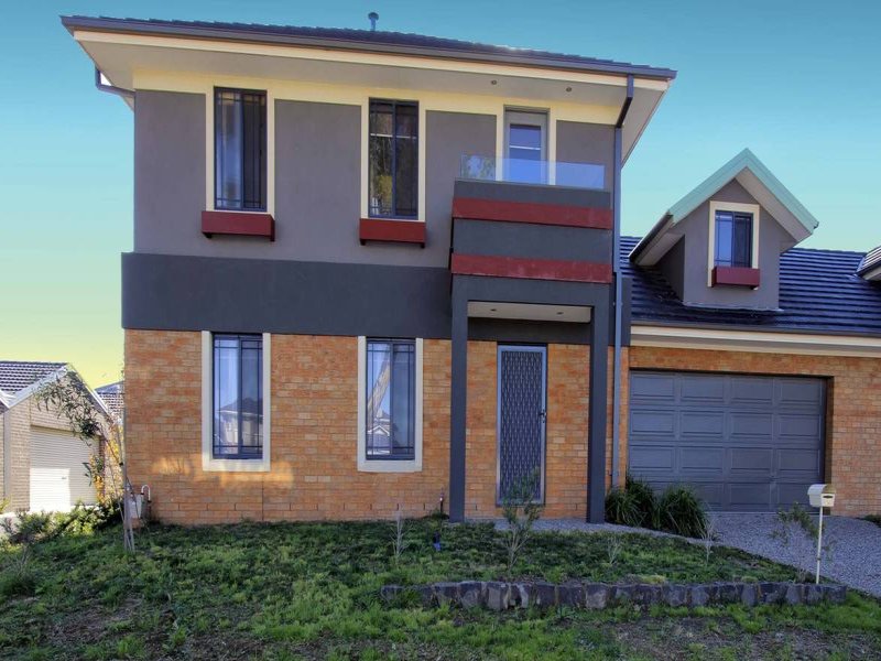 3 Appletree Grove, Cairnlea, Vic 3023 - Property Details