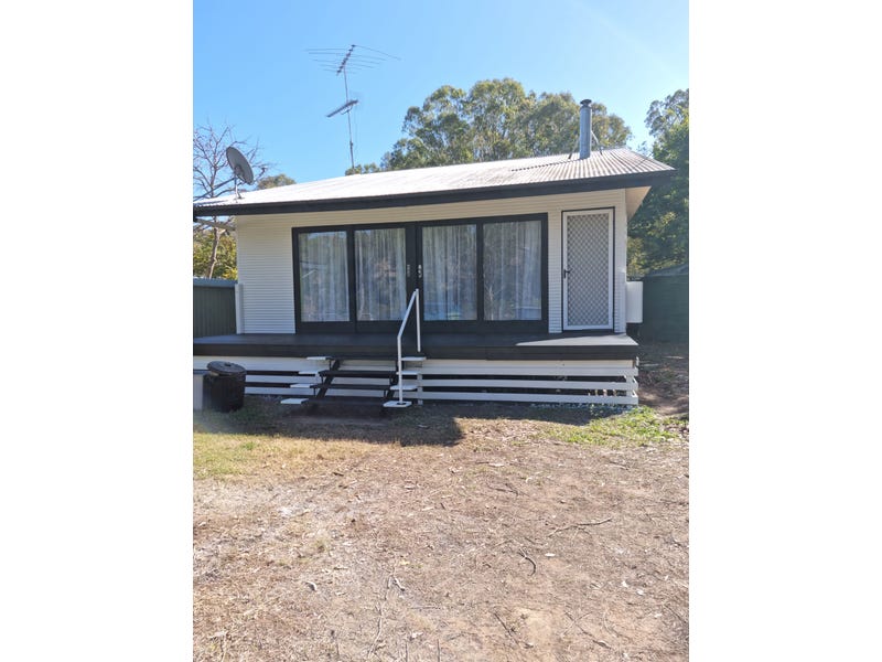 21 Burrows Street, Moore, Qld 4314 - Property Details