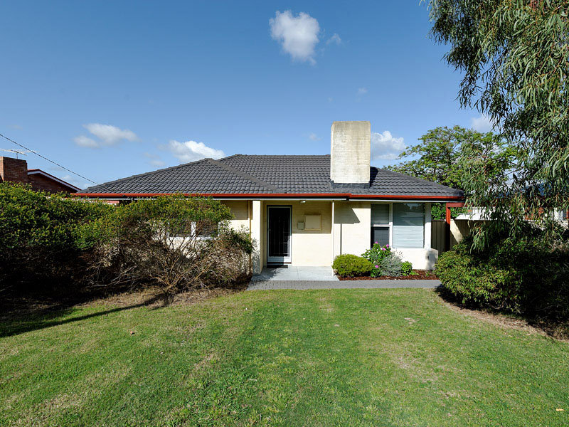 30 Leece Street, Coolbellup, WA 6163 - Property Details