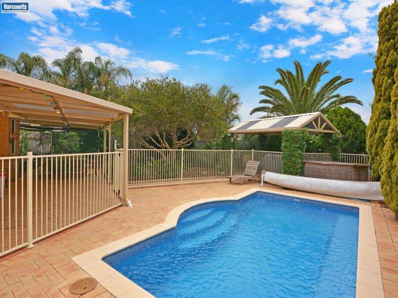 9 Melrose Crest, Kinross, WA 6028 - Property Details