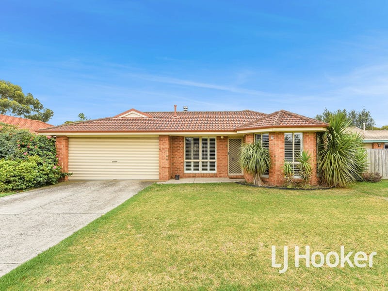 5 Mark Place, Pakenham, VIC 3810 - realestate.com.au