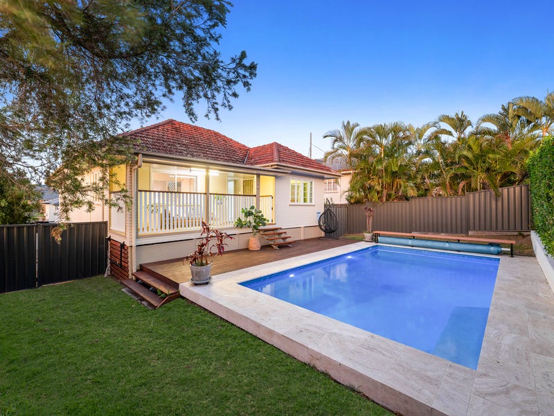 16 Mee Street, Carina, Qld 4152 - Property Details