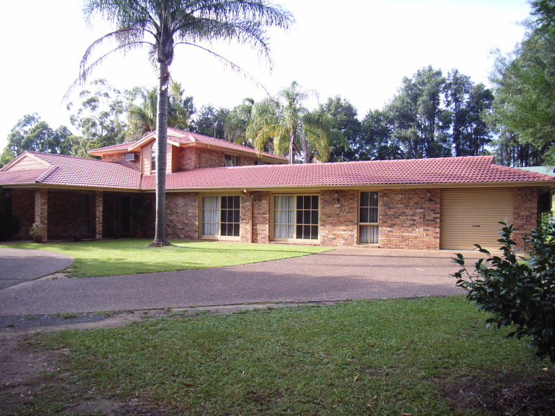 9 Halstead Place, Bomaderry, NSW 2541 - realestate.com.au